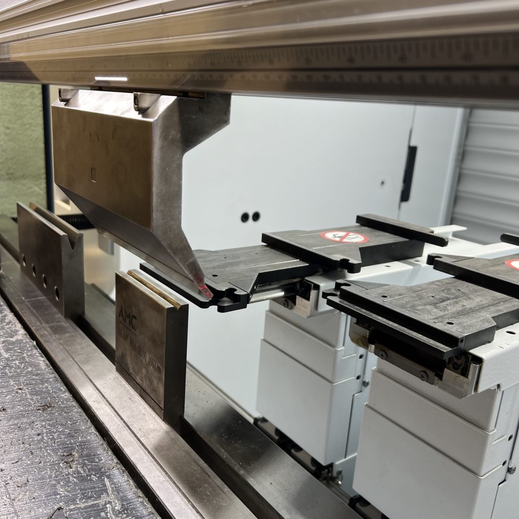 New TruBend 7050 bending machine from Trumpf - Porinox SL